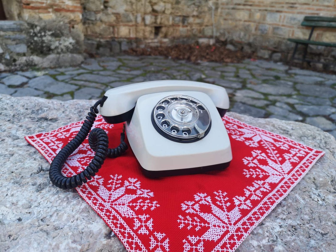 Vintage White Rotary Phone Vintage 1980' Desk Phone - Etsy