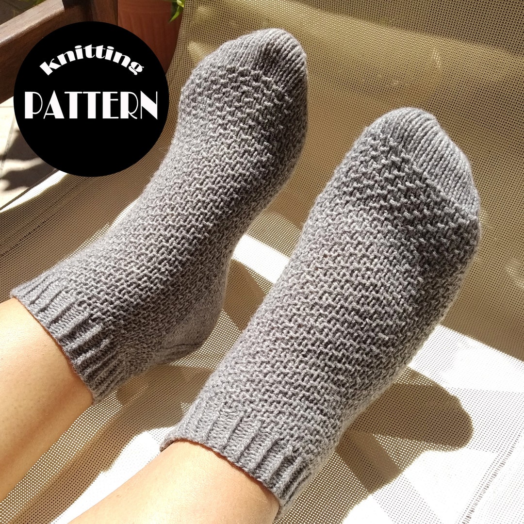 Knitting Pattern (PDF File) // Toe-up Sock Pattern // Seed Stitch Ankle Sock Pattern // Kera ...