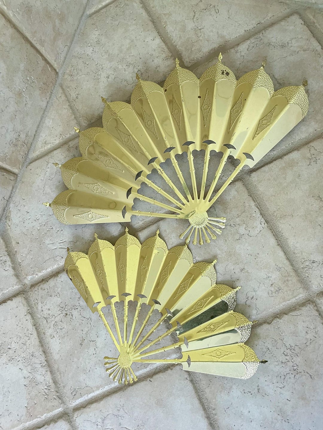 Vintage Brass Fan Decor | Set of 2 | Thin Brass Wall Decor | Vintage ...