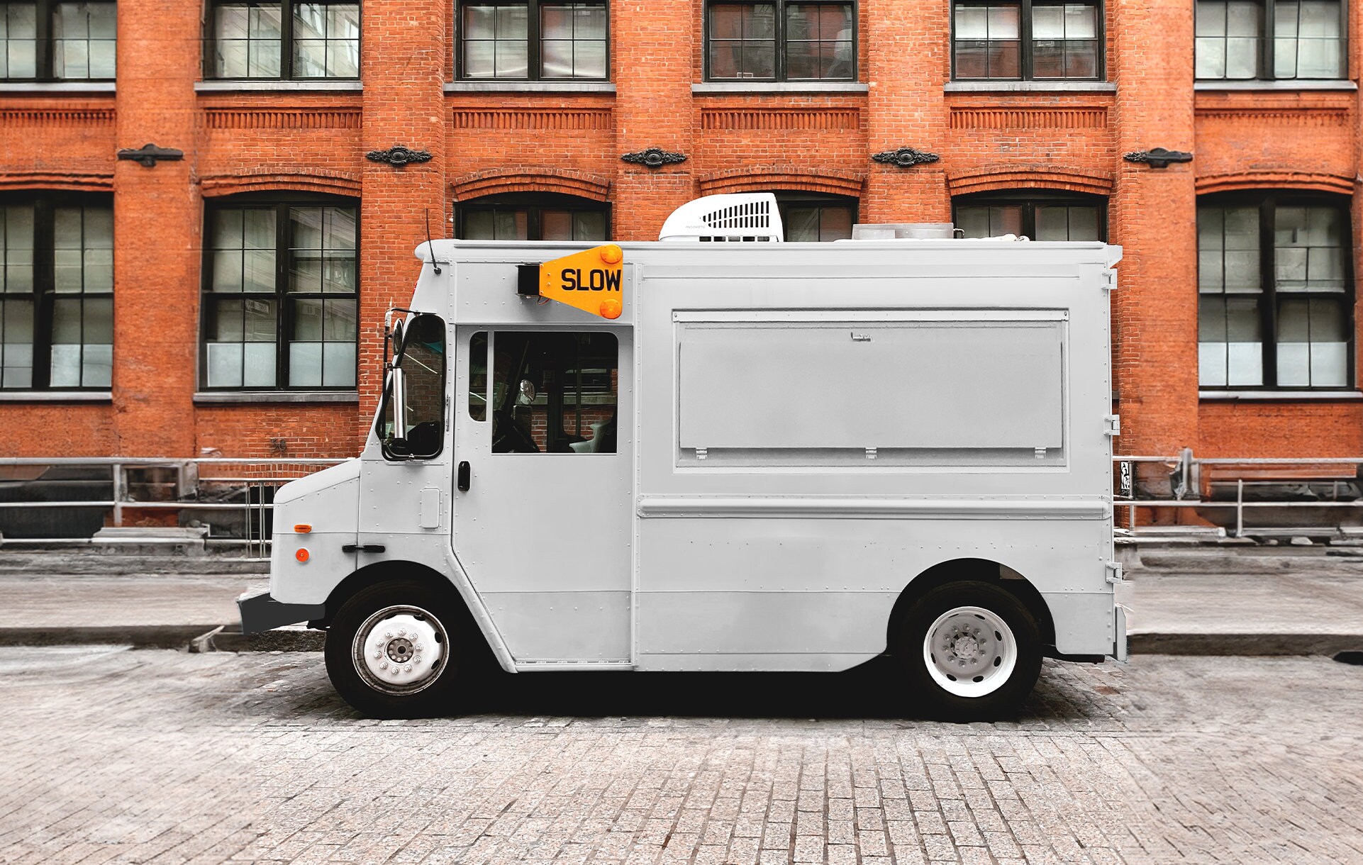 Plain Food Truck
