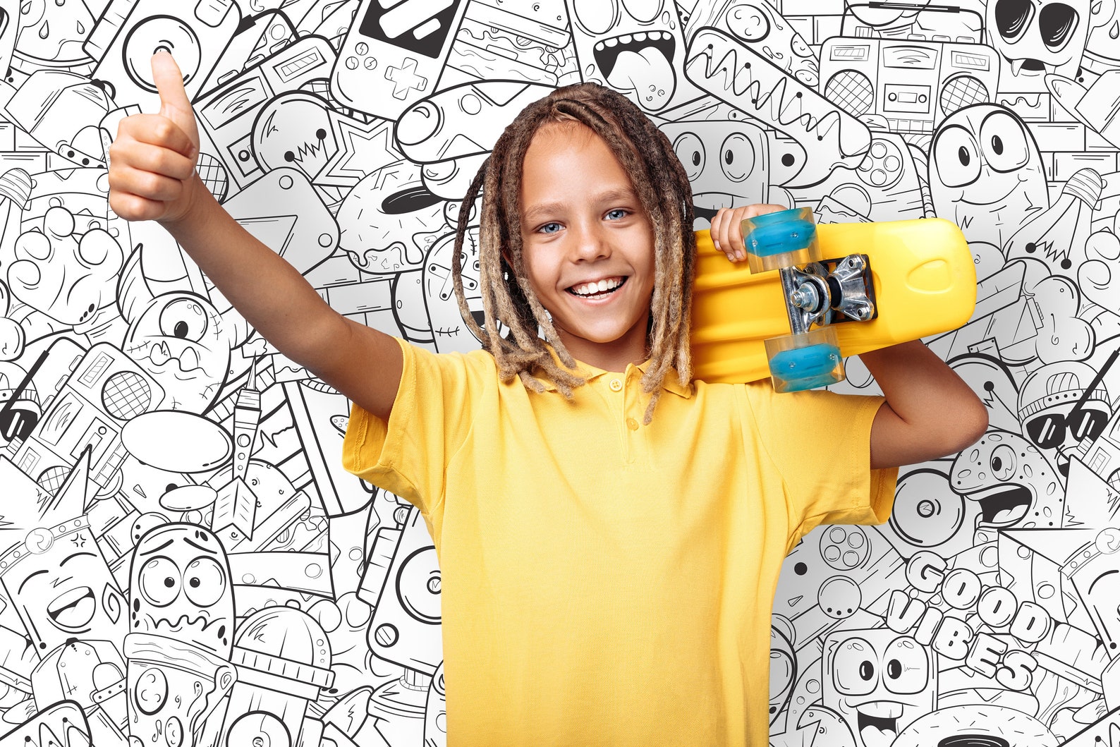 Cartoon Colouring Doodles Wallpaper, Teens Room Wallpaper, Color Me ...