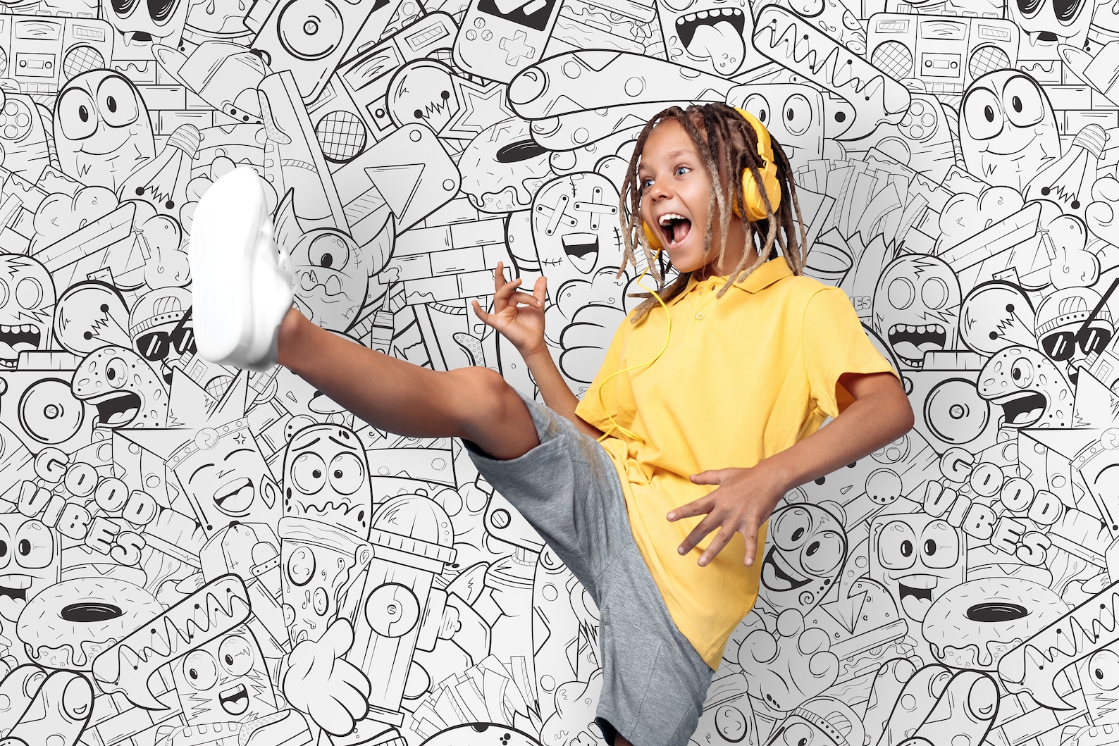 Cartoon Colouring Doodles Wallpaper, Teens Room Wallpaper, Color Me ...