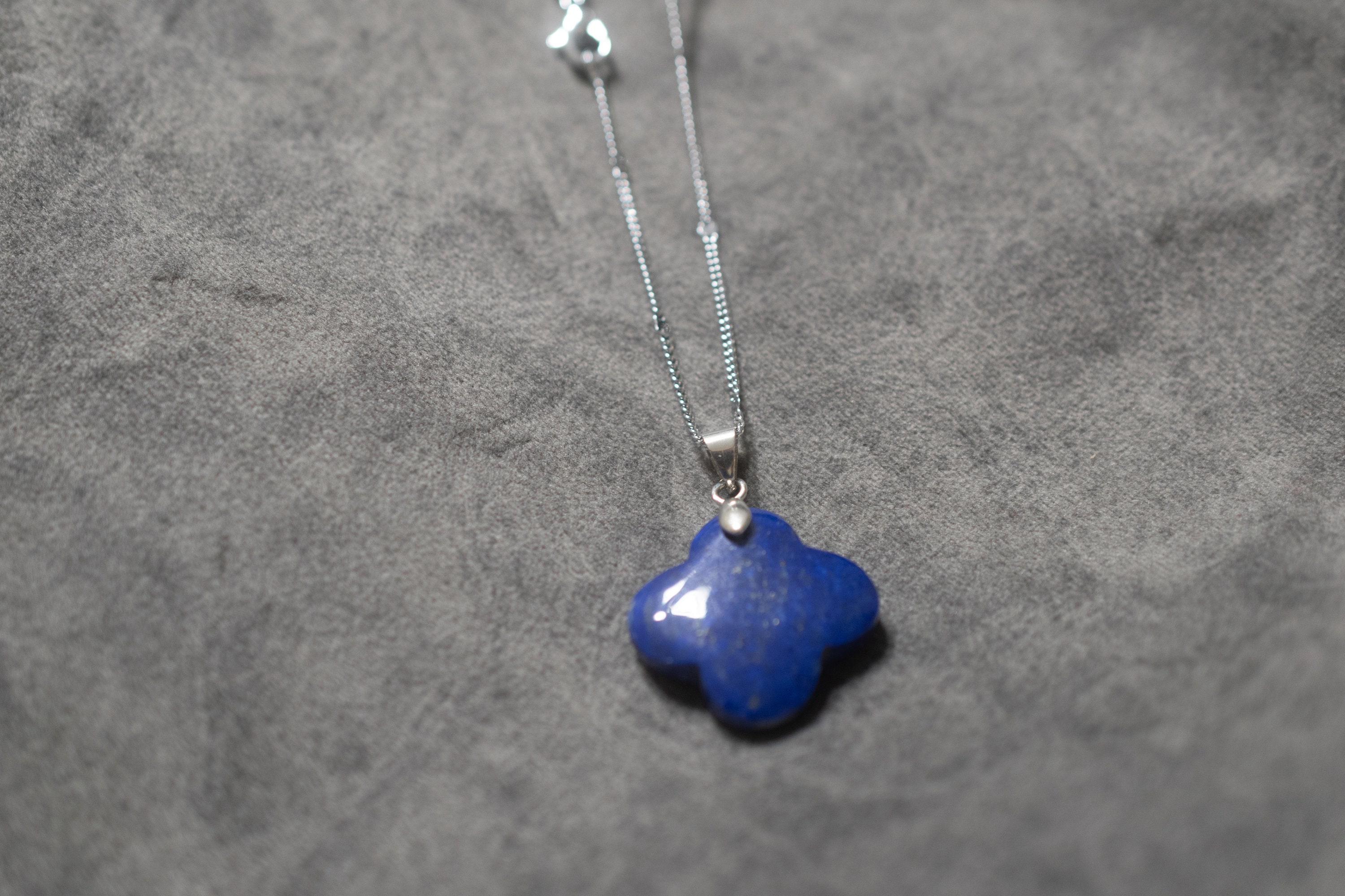 Unique Lapis Lazuli Leaf Clover Shape Pendant in 925 Sterling Silver ...