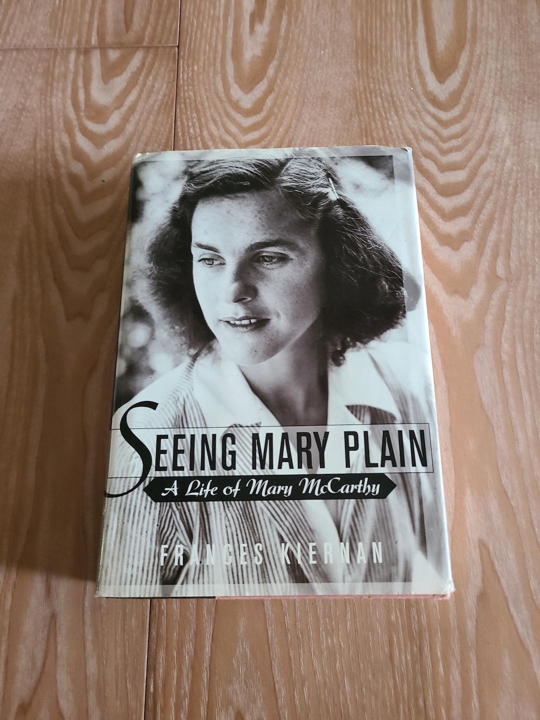 Vintage Seeing Mary Plain Hard Cover Book by Frances Kiernan - Etsy