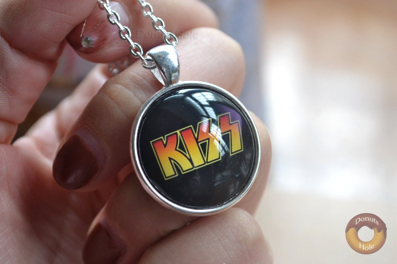 Handmade Kiss Necklace,rock Band Kiss Pendant Necklace,retro Fashion ...