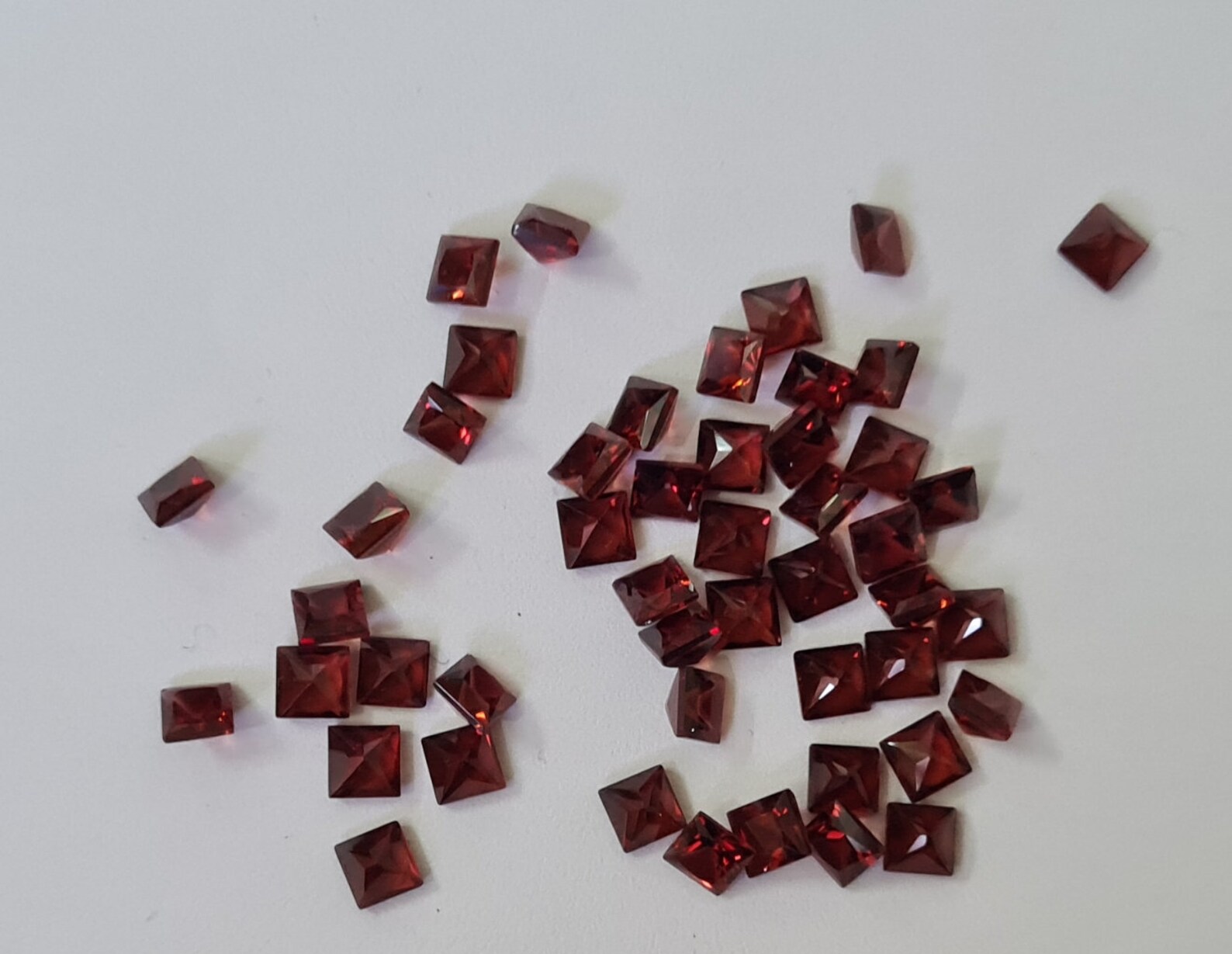 Natural Red Garnet Square Princess Cut 1.5mm1.75mm2mm2.25mm2.5.mm2 ...
