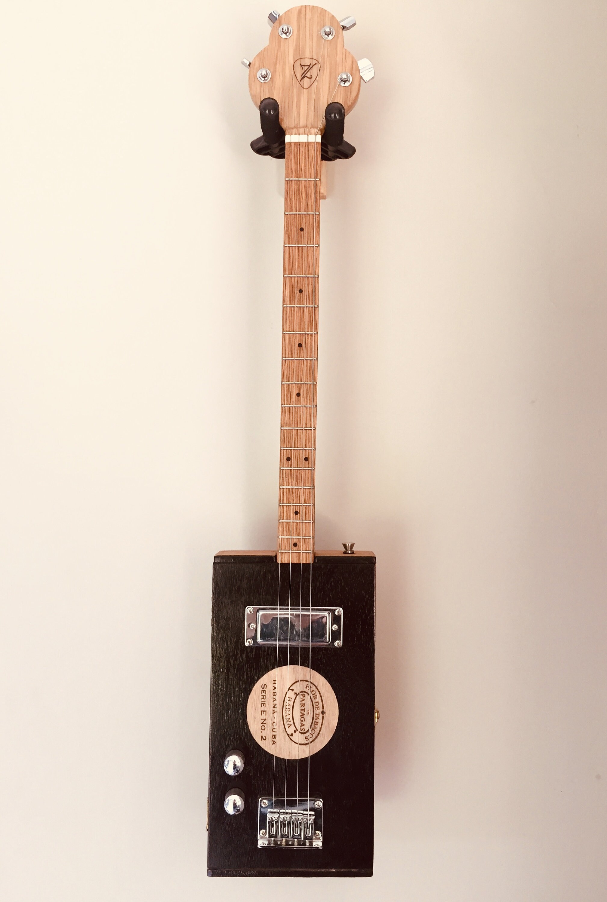 4 String Cigar Box Guitar on Exhibition NOT FOR SALE - Etsy