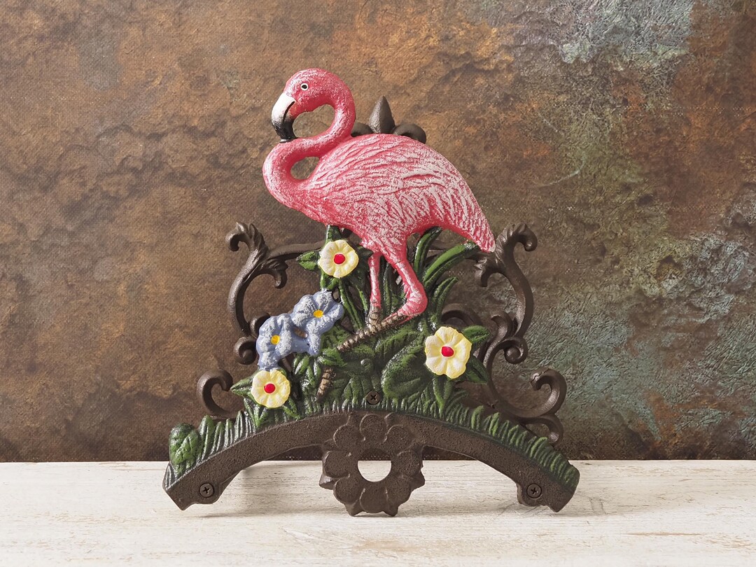 Vintage-inspired Flamingo Cast Iron Garden Hose Holder With Brass ...