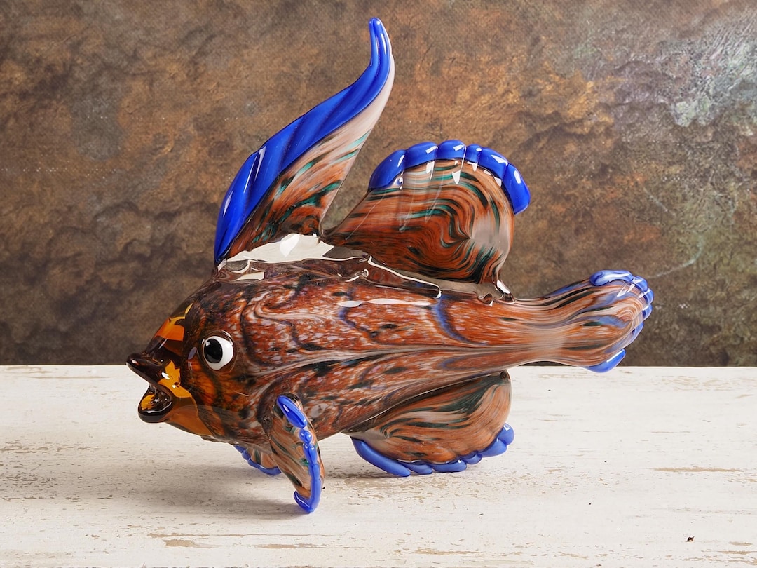 Handcrafted Murano Glass Fish Figurine: Decorative Art Piece From Covie ...