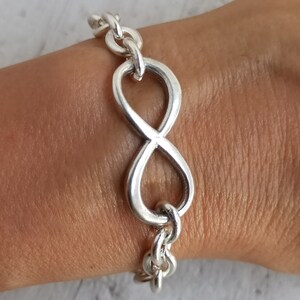 Silver Chunky Bracelet, Infinity Chain Bracelet - Etsy