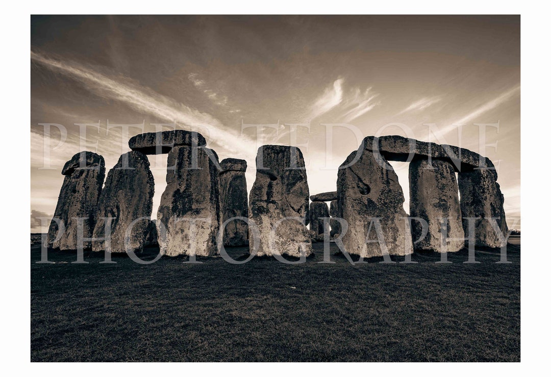 Stonehenge in Black and White - United Kingdom 13x19 Photo Print - Etsy