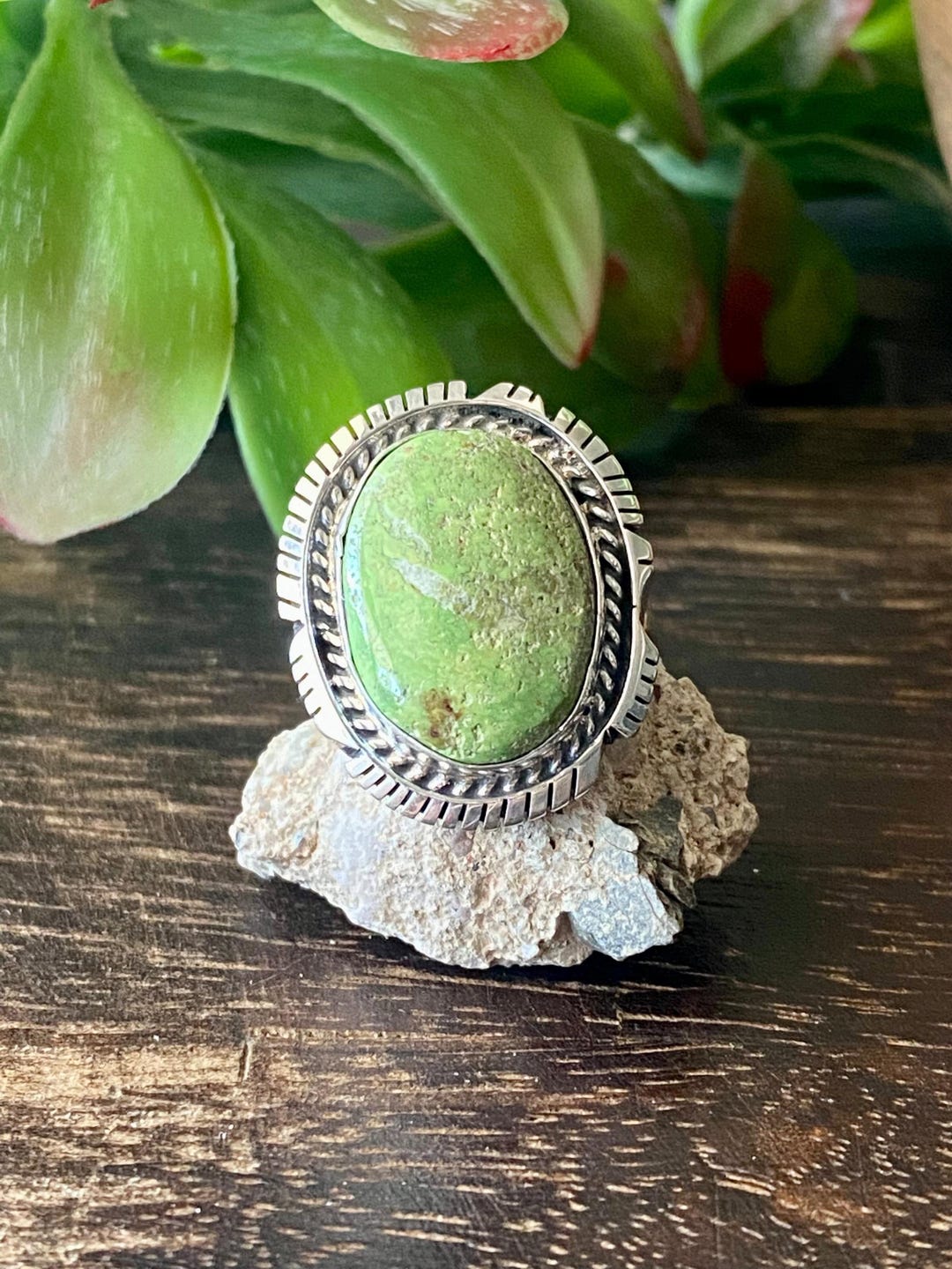 Navajo Made Australian Gaspeite & Sterling Silver Ring Size 8.75 - Etsy