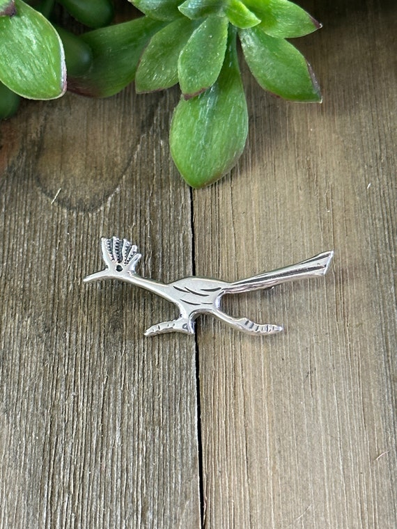 sterling silver roadrunner pin - Gem