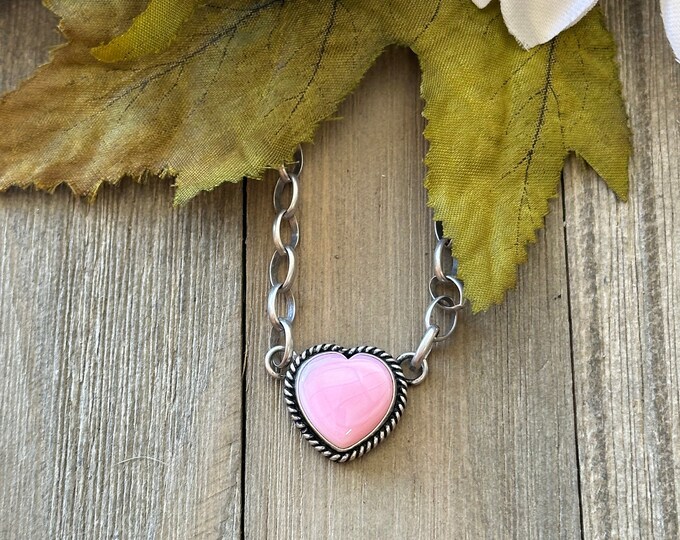 Navajo Made Pink Conch & Sterling Silver Heart Necklace - Etsy