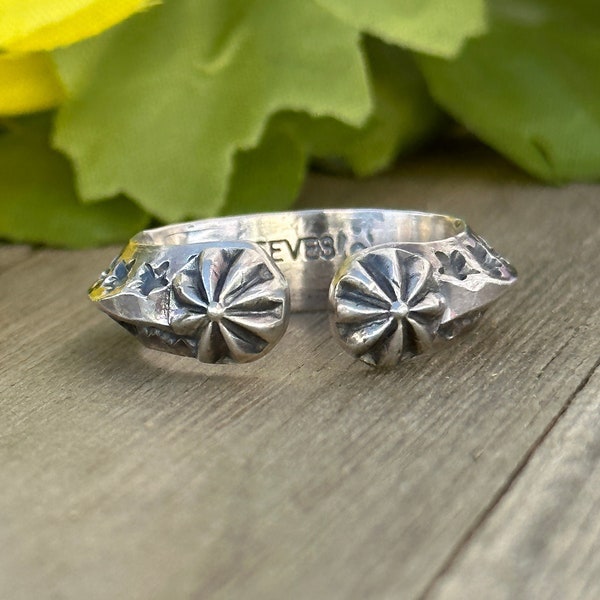 Sunshine Reeves Ring - Etsy