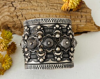 Alex Sanchez Kingman Spiderweb Turquoise & Sterling Silver Cuff ...