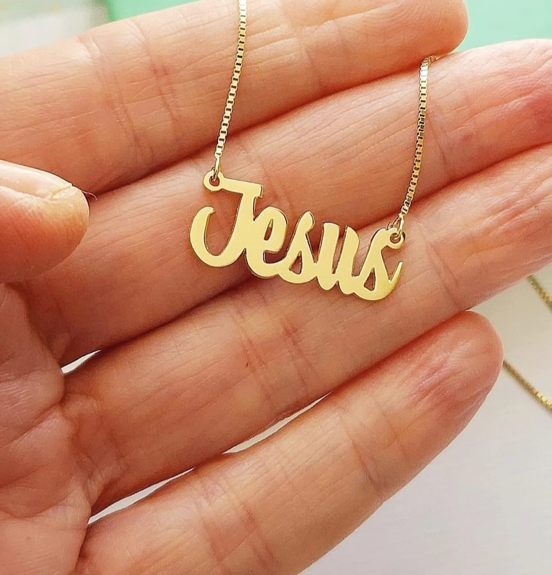 14k Solid Gold Jesus Name Necklace - Etsy