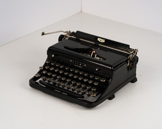 1930s Royal Model O Portable Typewriter in Working Condition With Case ...