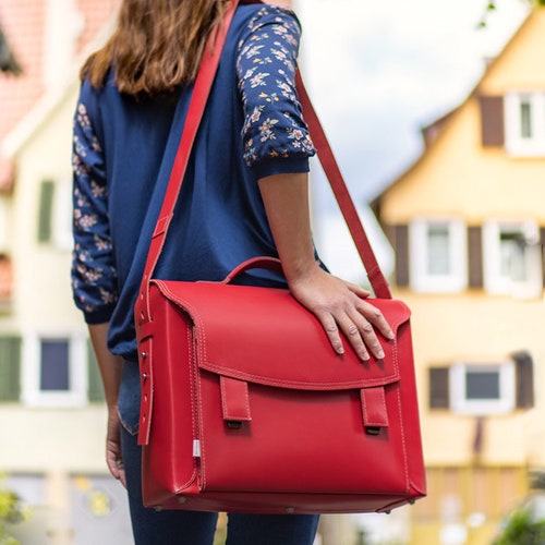 Briefcase Woman: Briefcase / Teacher Bag Size L Leather 600 - Etsy