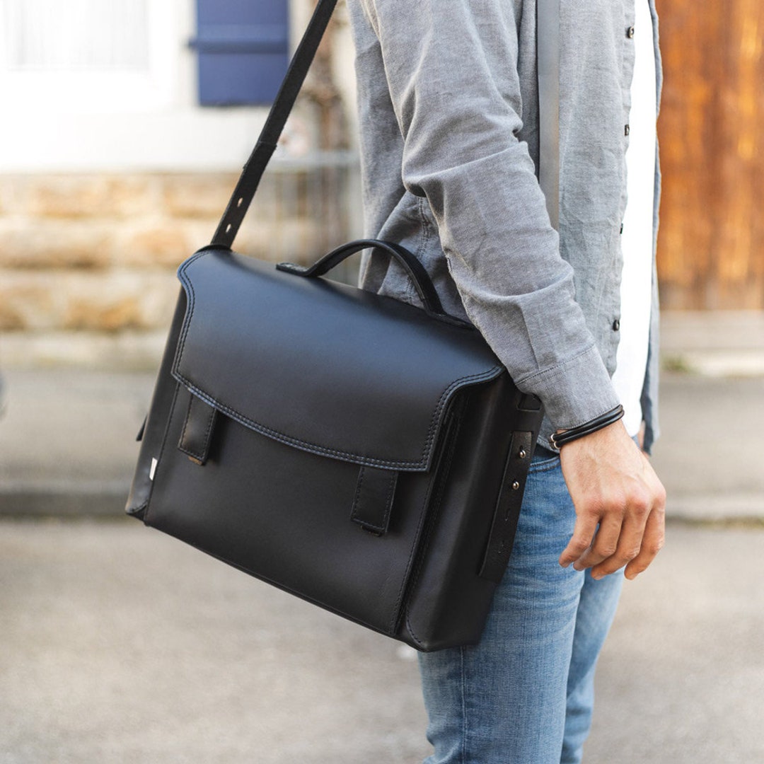Premium Briefcase / Teacher Bag Size L Made Out of Leather, Black - Etsy