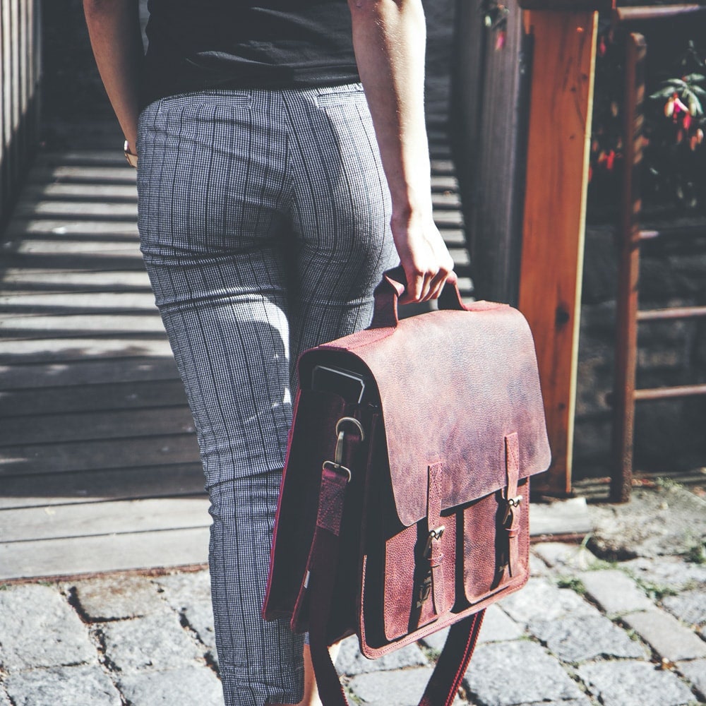 Gift Ideas: Large Briefcase / Teacher Bag for Women and Men, Size L ...