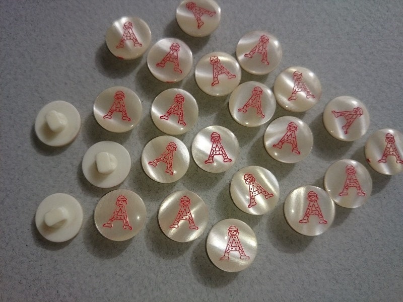 10 Buttons. Letter Buttons. Children's Buttons. Buttons With the Letter ...