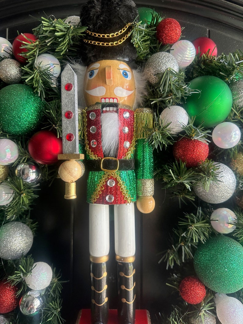 Christmas Nutcracker Wreath, Traditional Christmas Wreath, Elegant ...