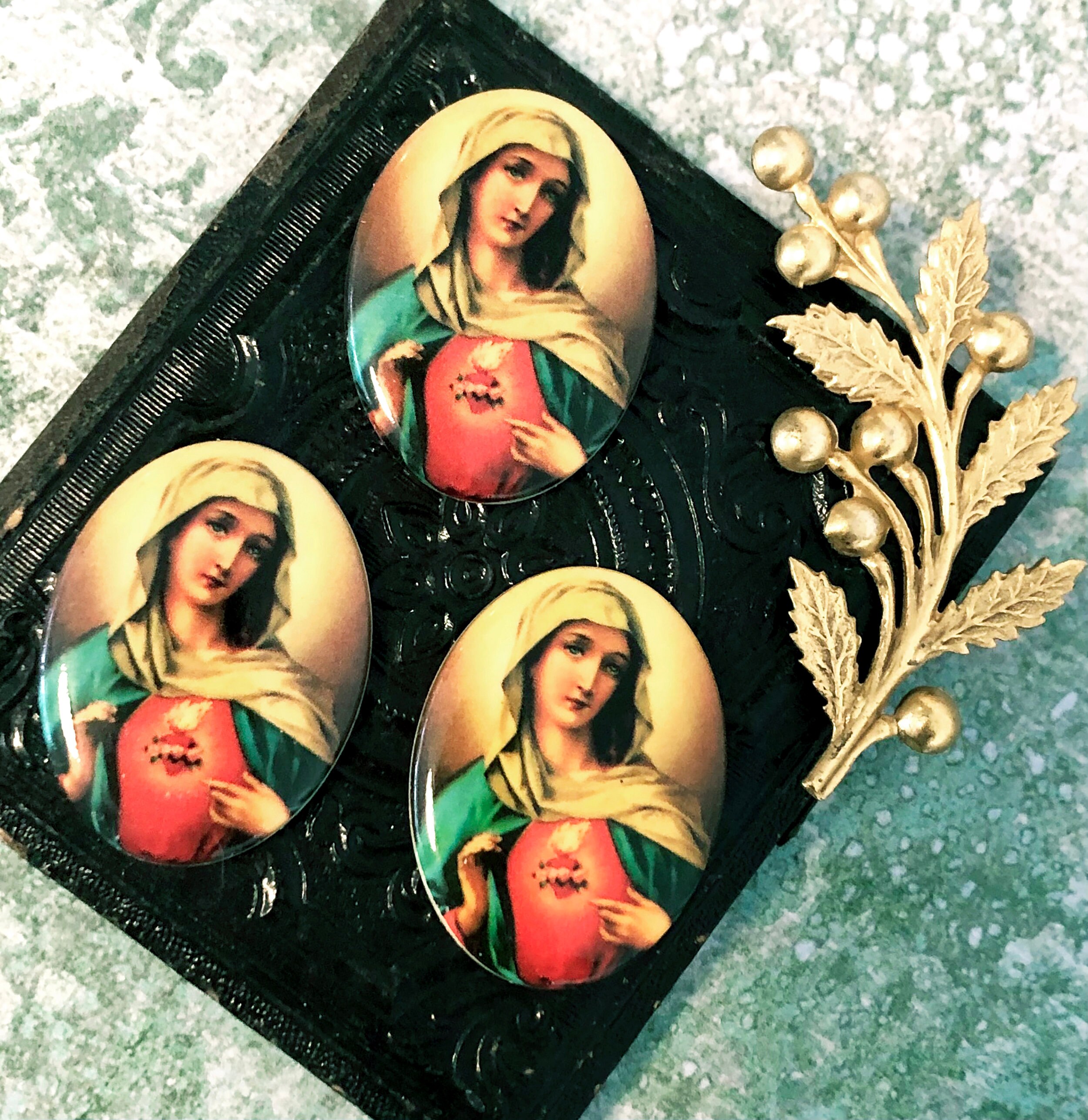 1 Vintage Limoges Religious Mary Cameo - LARGE 40x30mm - Etsy