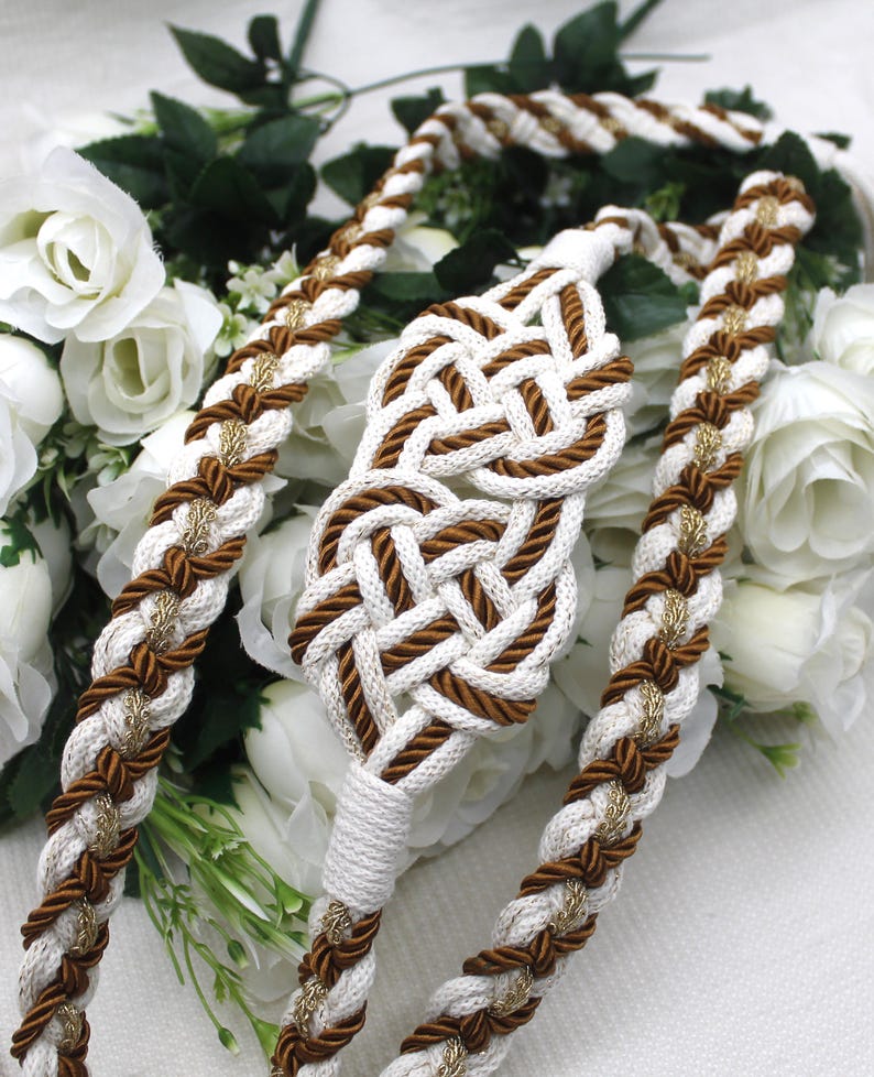 Cordão para cerimônia de união de mãos - 'Corações Alinhados' - Cordão ...