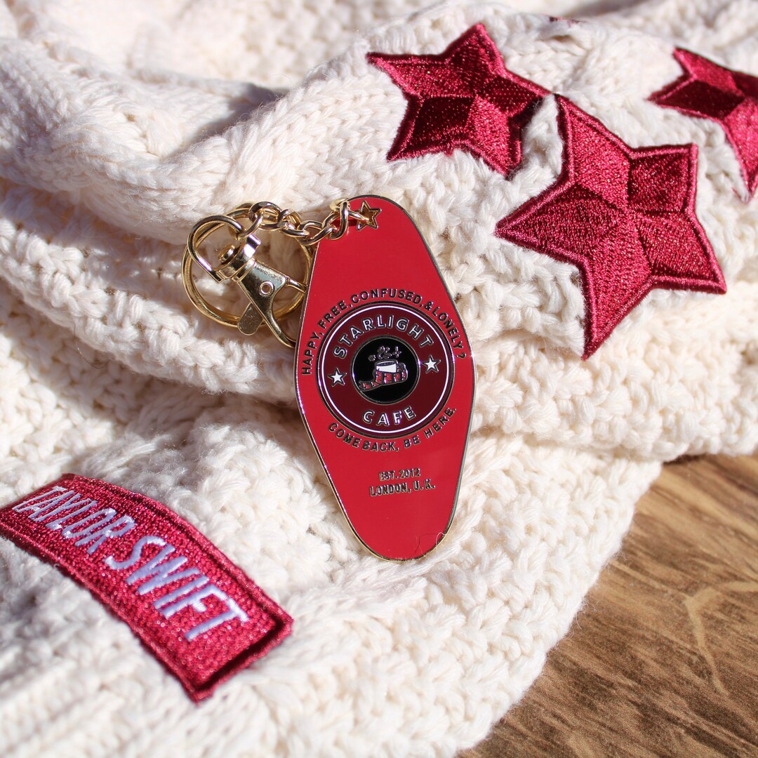 Red (taylor’s Version) Taylor Swift Hard Enamel Keychain - Etsy