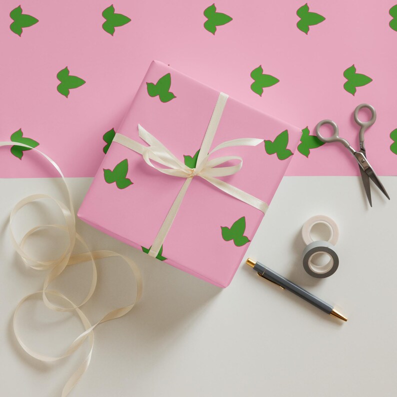 AKA Wrapping Paper Sheets With Elegant Ivy Leaves - Etsy