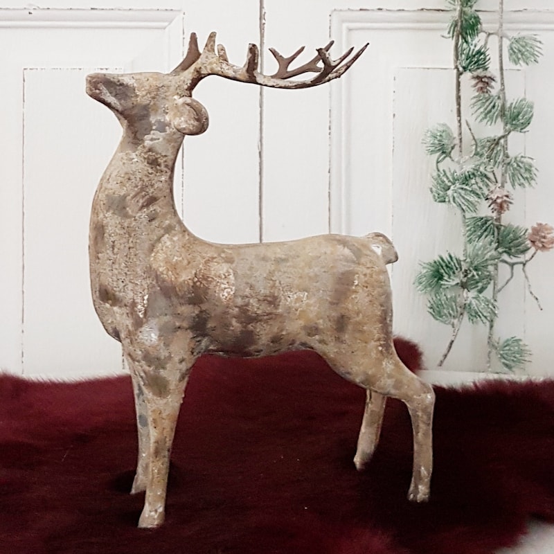 Stilvolle Deko Hirsch Stehend Groãÿ Ebenbild