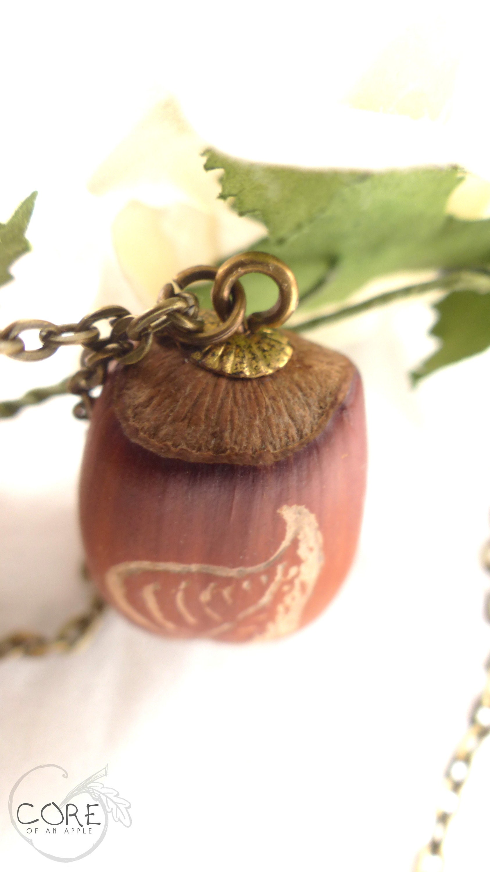 Exceptional Hazelnut Chain leaf - Etsy