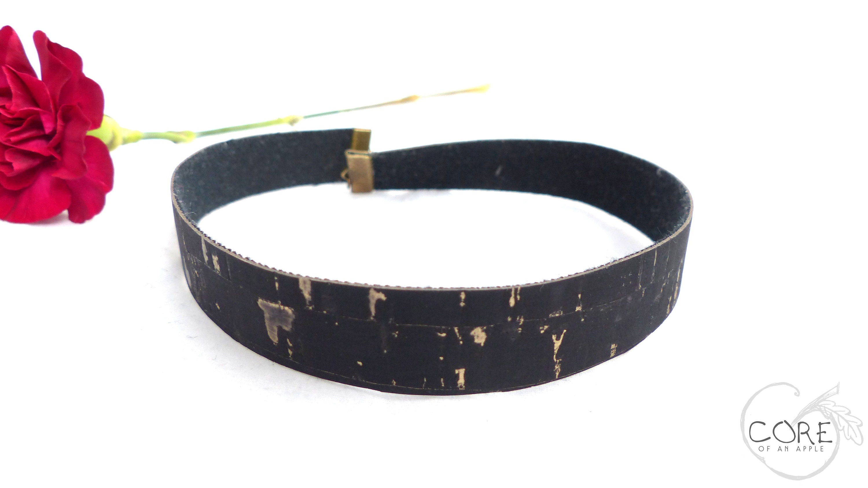 Collar de corcho negro y dorado - Etsy España