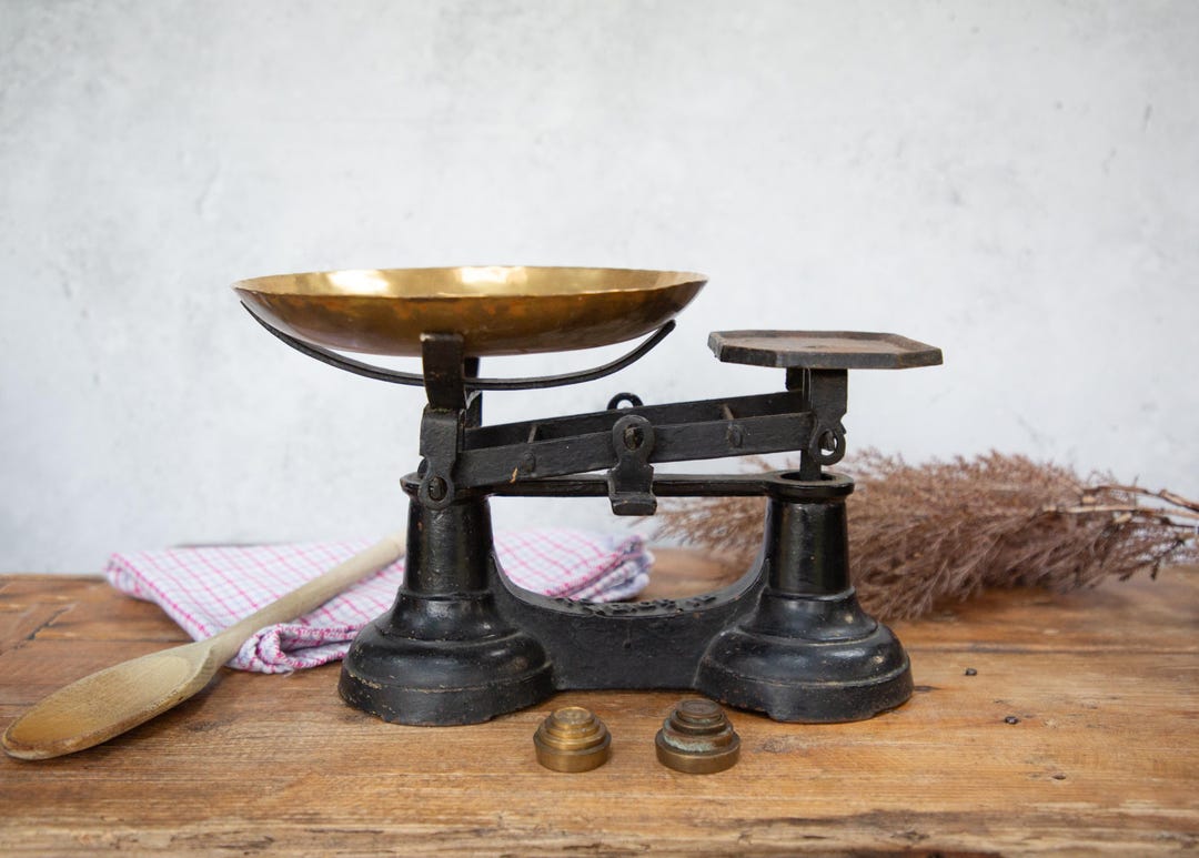 Vintage Counter Balance Scales. 7lb. Black. Gold. Solid Brass Weighing ...