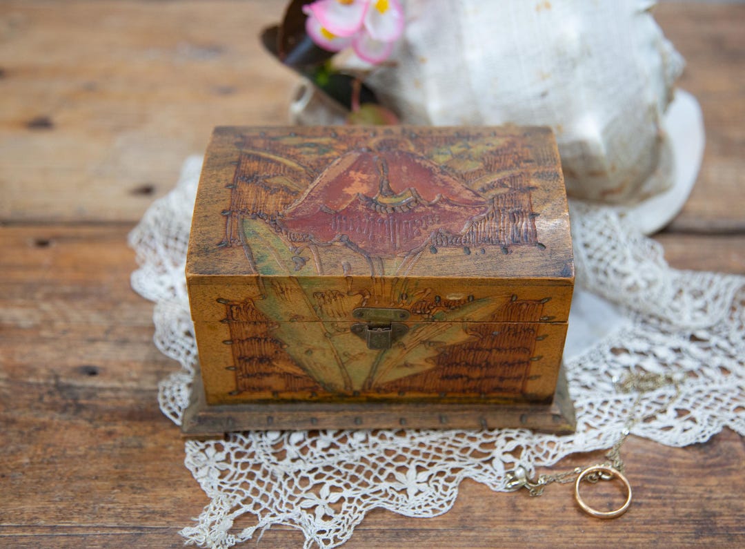 Art Nouveau Pokerwork Casket. Pokerware. Wooden Box. Poppy Design ...