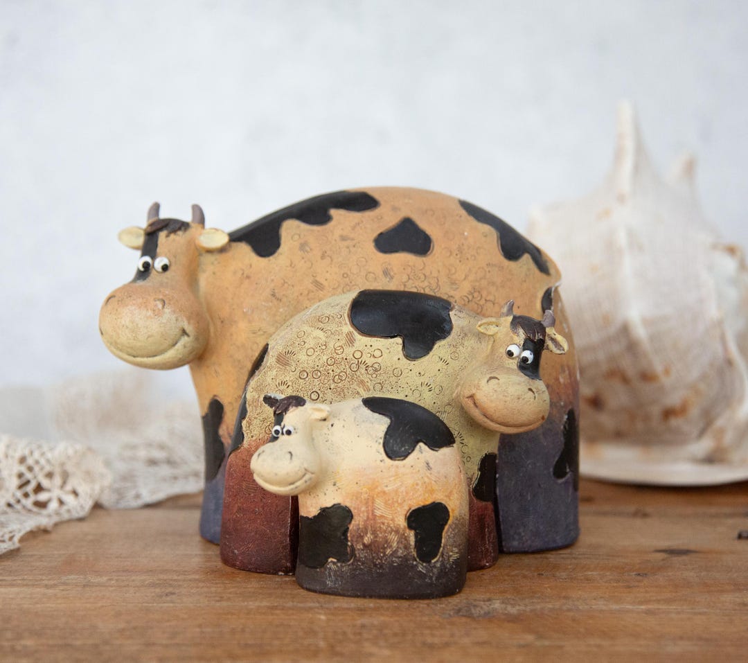Set 3 Ceramic Cows. Interlocking Cow Family. Beige & Black. Fun. Statue ...