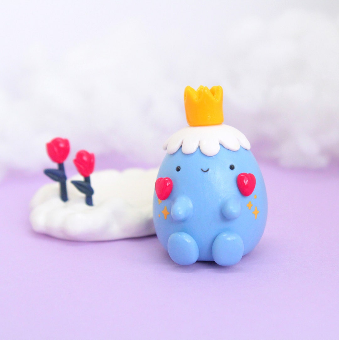 Queen & King Mountain of Hearts Clay Figurine/ Love - Etsy