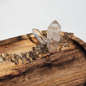 Acacia Tray Dish Crystal Quartz Unique Gift Wedding Healing Crystals ...