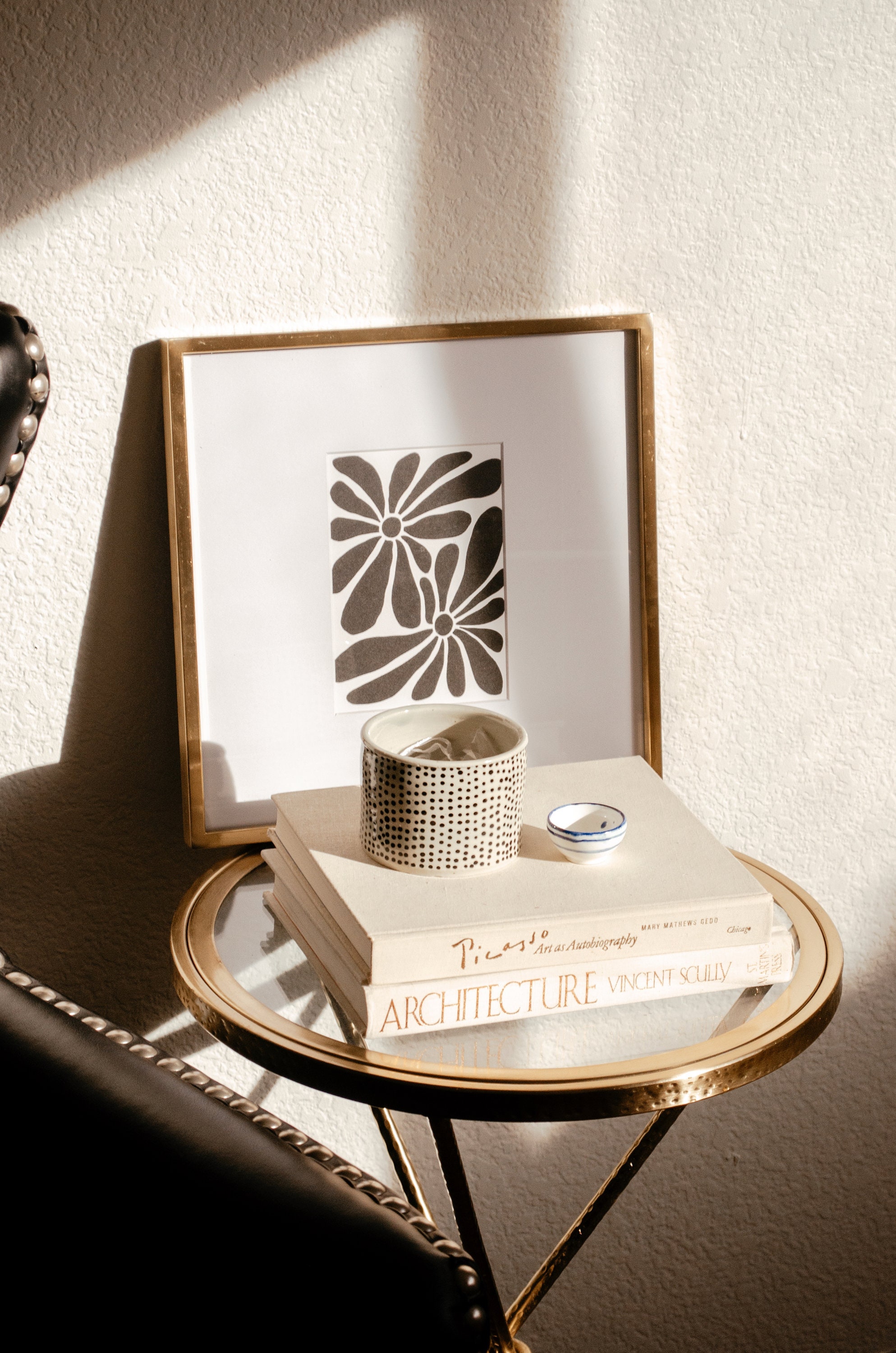 Dancing Daisies / Daisy Art Print / Black and White Floral Illustration ...