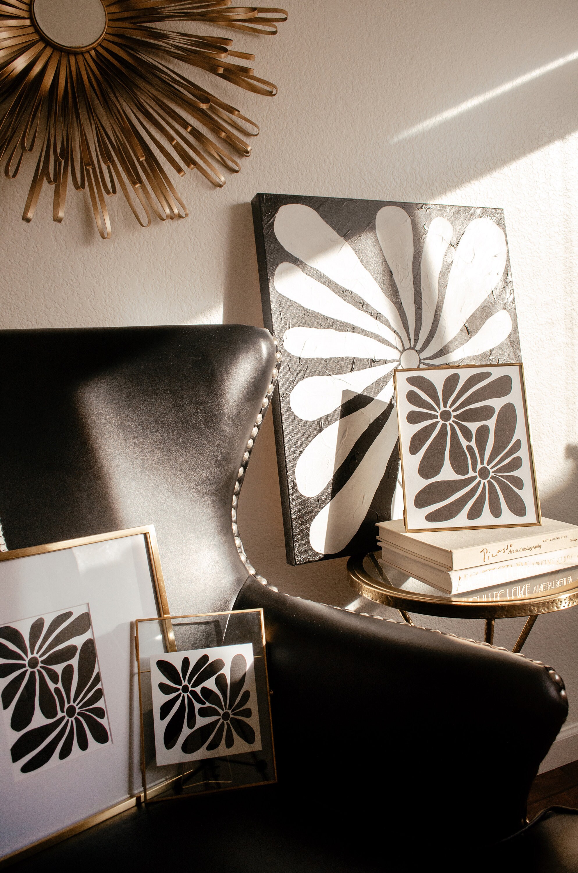 Dancing Daisies / Daisy Art Print / Black and White Floral Illustration ...