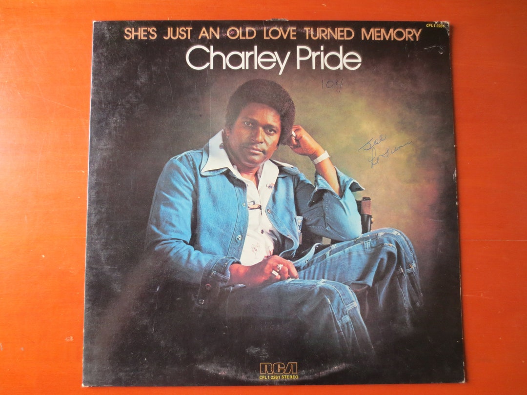 CHARLEY PRIDE, She's Just an Old Love, Vintage Album, 1977 Record ...