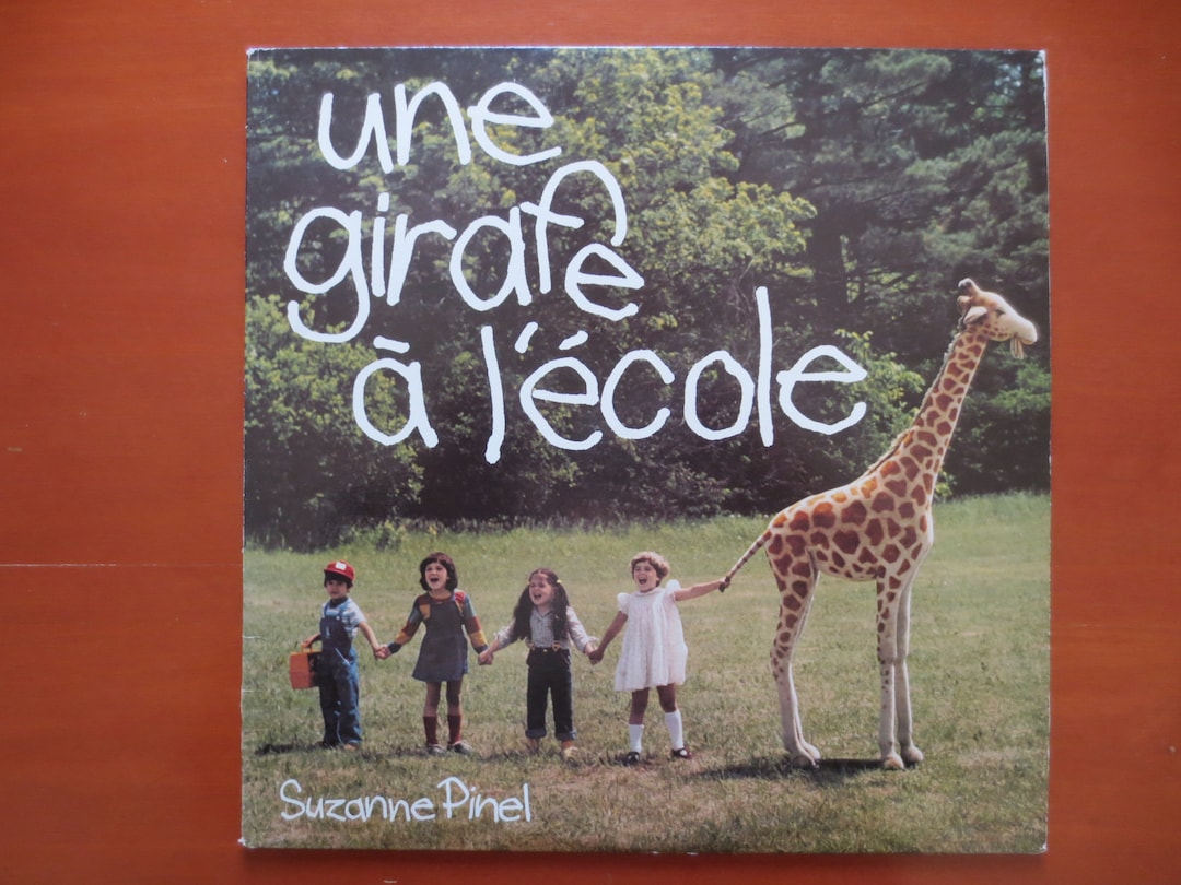 Vintage Records, SUZANNE PINEL Lp, Une Girafe a Lecole, CHILDRENS Hits ...