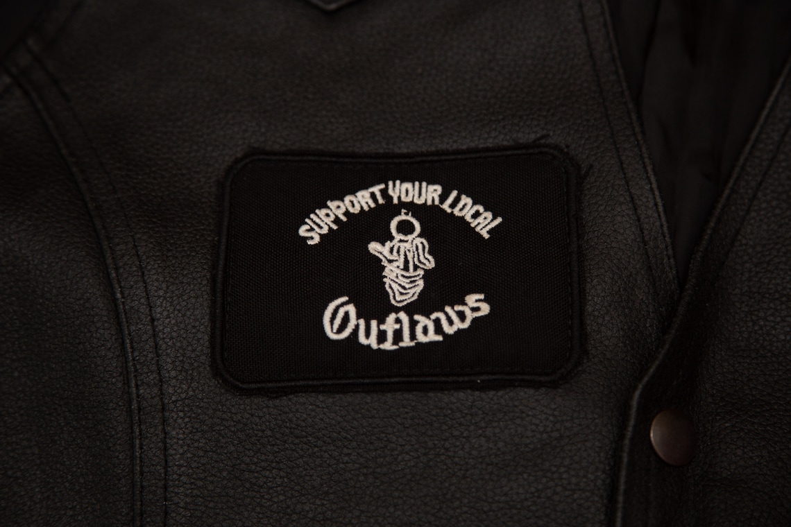 Vtg support Your Local Outlaws Patch Motorcycling Black Leather Vest, Snap Closure, Sz Men's ...