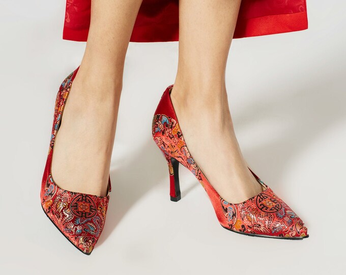 Chinese Wedding Shoes Red Brocade Cheongsam Shoes Red Bridal Shoes ...