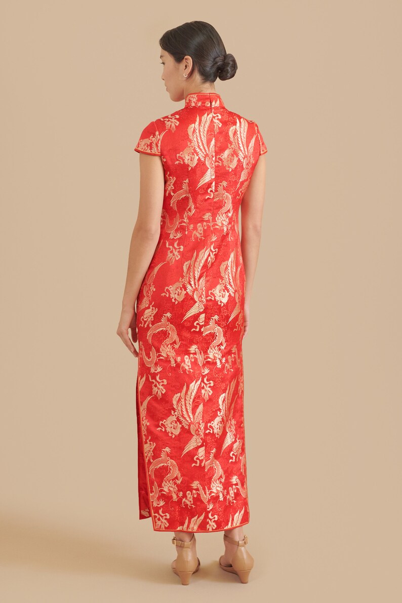 Red Cheongsam | Chinese Wedding Dress | Traditional Red Wedding ...