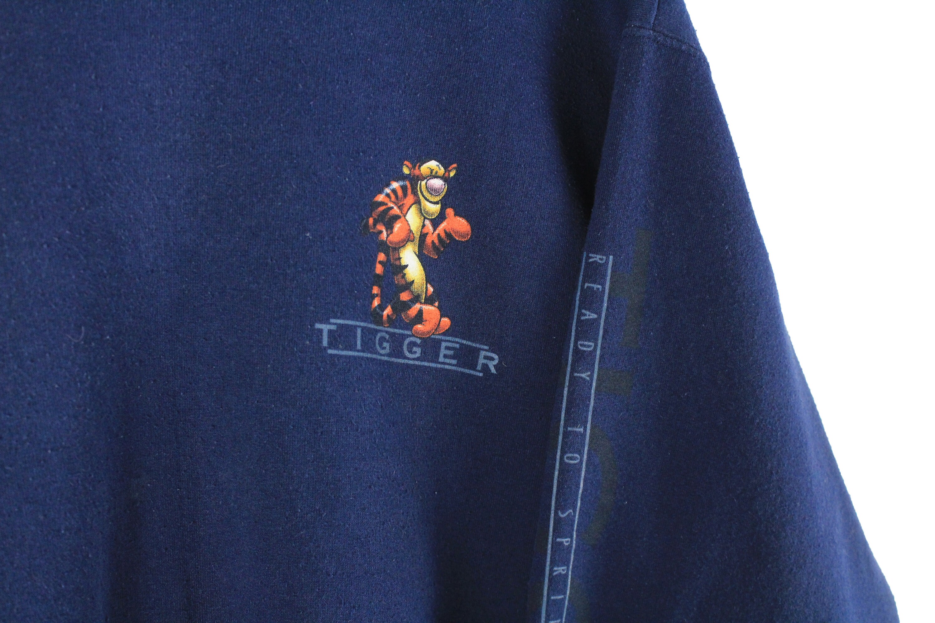 Vintage TIGGER Winnie the Pooh Disney Sweatshirt Wear Size M Men's Navy ...