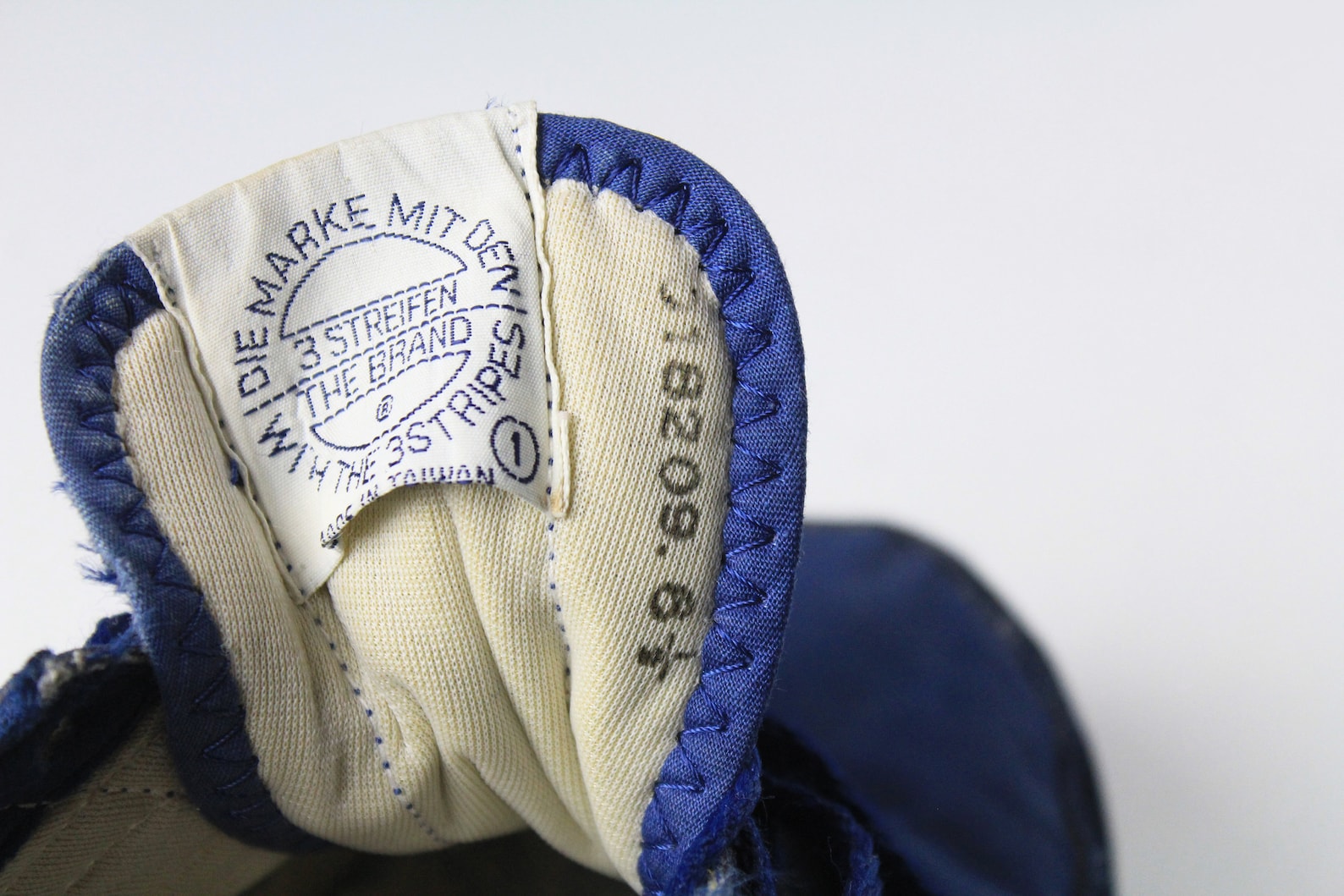 Vintage ADIDAS SUMMIT Authentic Blue Sneakers Size US 7 - Etsy