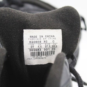 Vintage NIKE Sneakers Authentic Athletic Size Women's US 6.5 Retro ...
