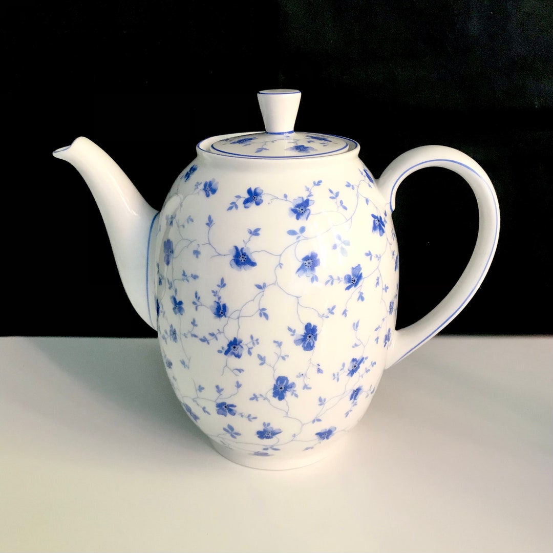 Arzberg Blue Blossom Form 1382 Design Hermann Gretsch Coffee Pot Blue ...